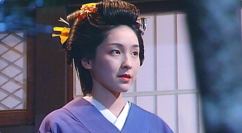 【画像26選】麻生久美子の若い頃がキレイ！SALAのCMは女神級！ | ぐれーぷノート